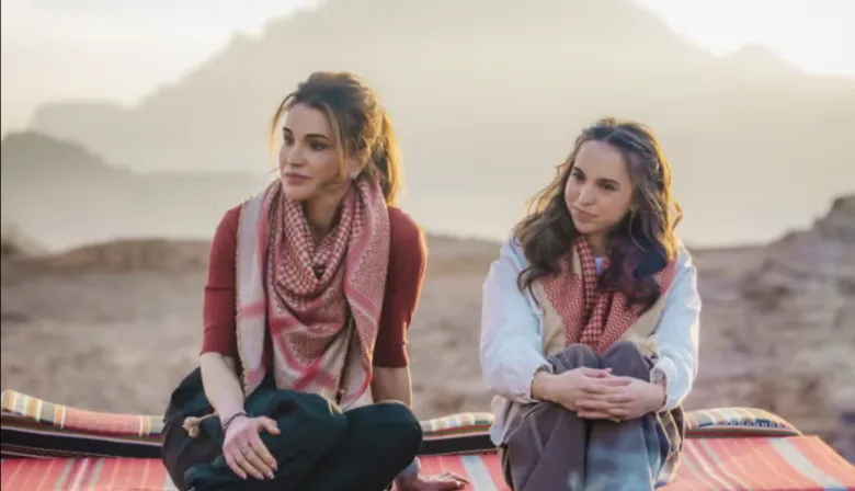 Reina Rania y Princesa Salma recorren Wadi Rum en Jordania y destacan ...